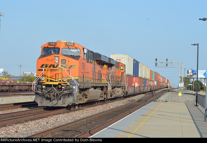 BNSF 7592